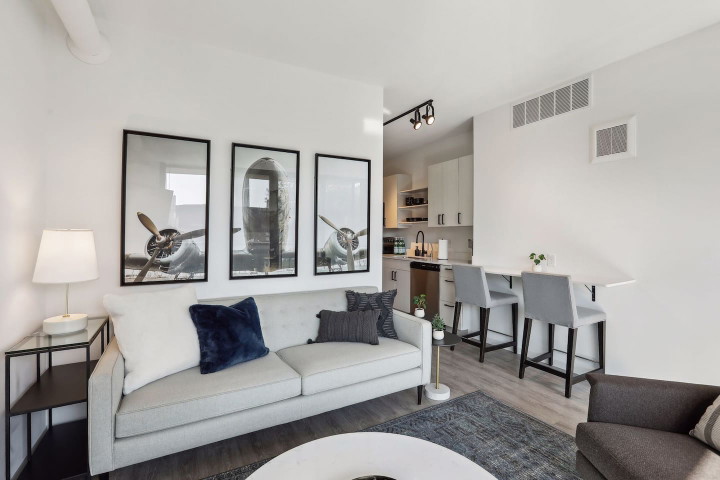 New Boutique 2 Bedroom 1 Bathroom Eat Street Apt - Minnesota