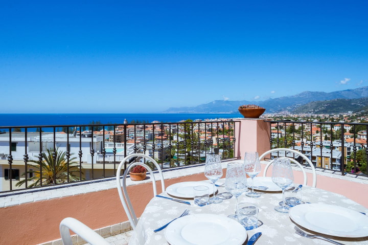 Casa Del Subacqueo Terrace With Super View Wifi - Bordighera