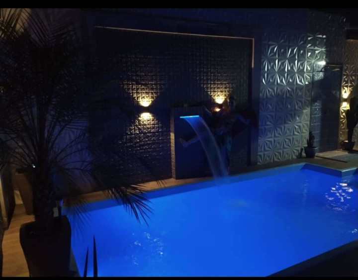 Casa C/ Piscina E Churrasqueira | 7 Hóspedes - Criciúma