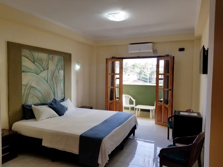 Hostal Heredia (1 To 6 Superior Rooms) - Cuba