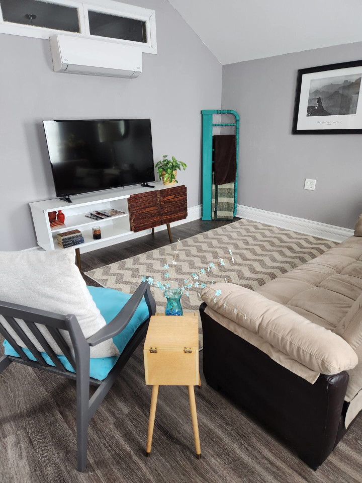 Stylish And Walkable! 2 Bedroom - 艾奧瓦