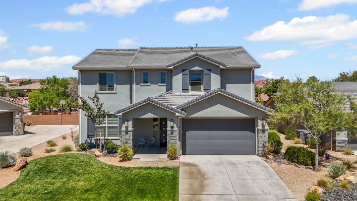 New 7 Bed 5bath House W/ Putting Green, Community Pool/hot Tub, Backs Up To Park - St. George