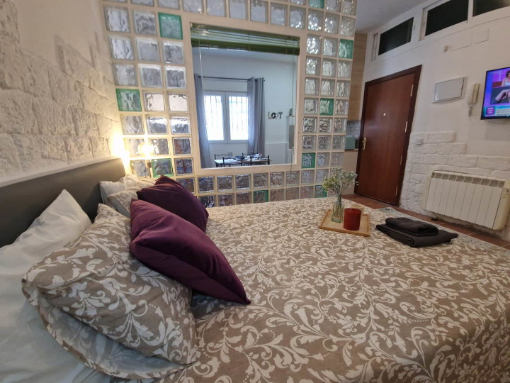 Encantador Estudio En Villa De Vallecas - Coslada