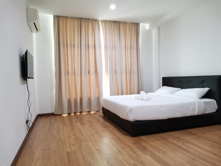 Kings Room @ Roxy Batu 3 - Kuching