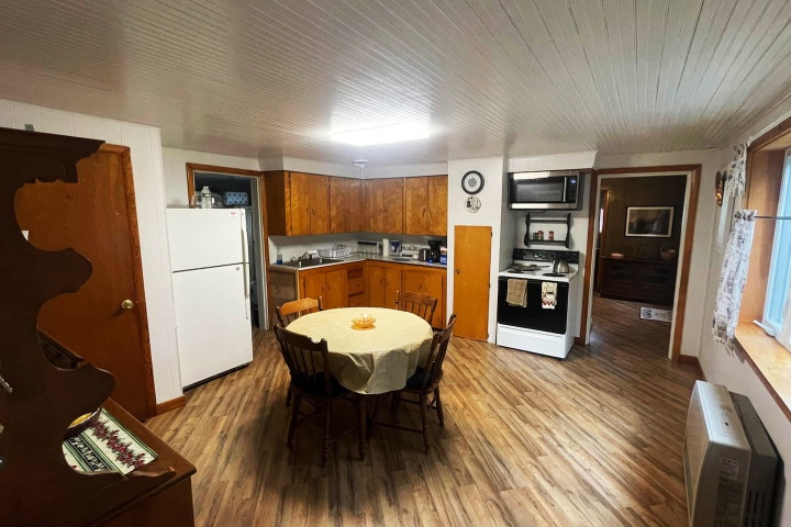Lovely 4 Br, Hillside Hideaway, Sled Access/atv - Maine