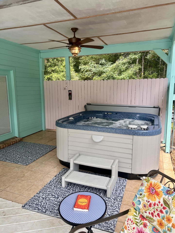 Oasis In The Country - Mississippi