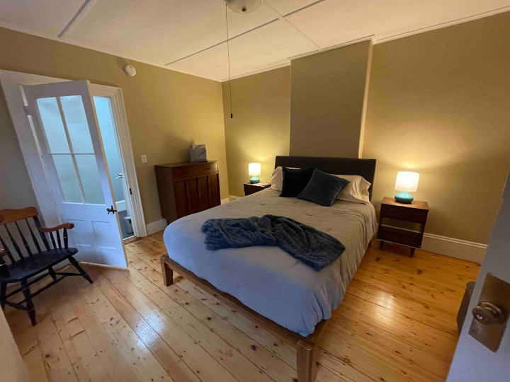 Cozy Townhouse, Outdoor Deck, Park Free, Walkable! - Portland, ME