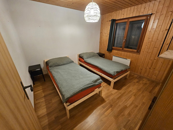 Chambre, Salle De Bain, Hall - Martigny