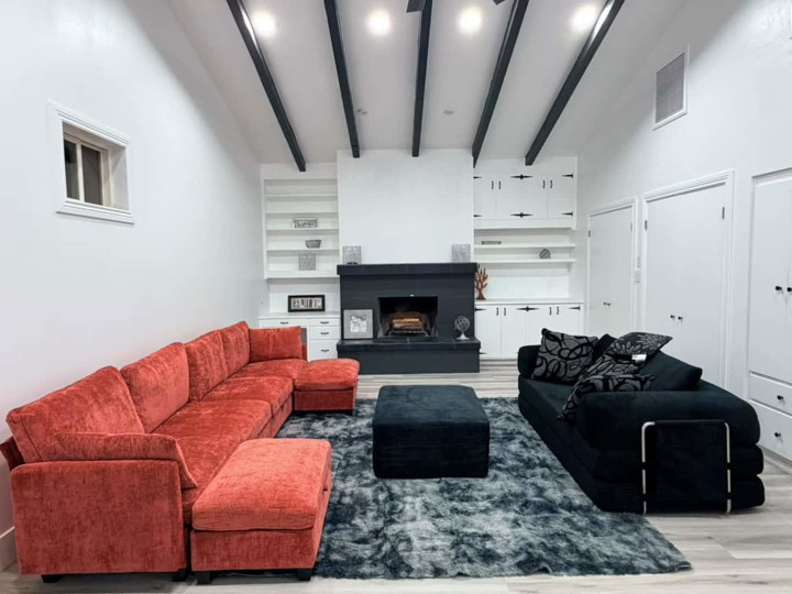 Mesa Serenity Home - Your Home Away From Home! - Mesa, AZ