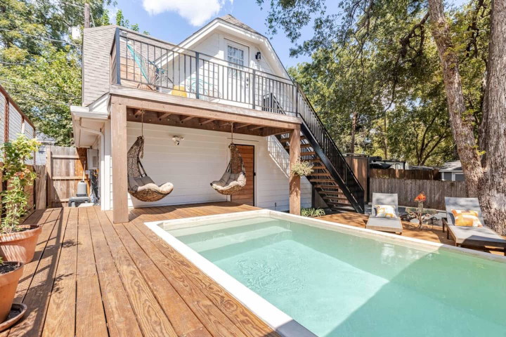Light-filled Loft Near Lady Bird Lake - Austin, TX