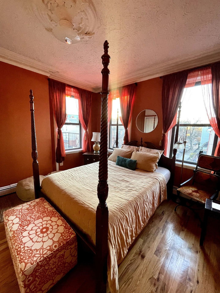 Cozy 3 Bedroom Apartment One Train Stop To Nyc - Jersey City, NJ