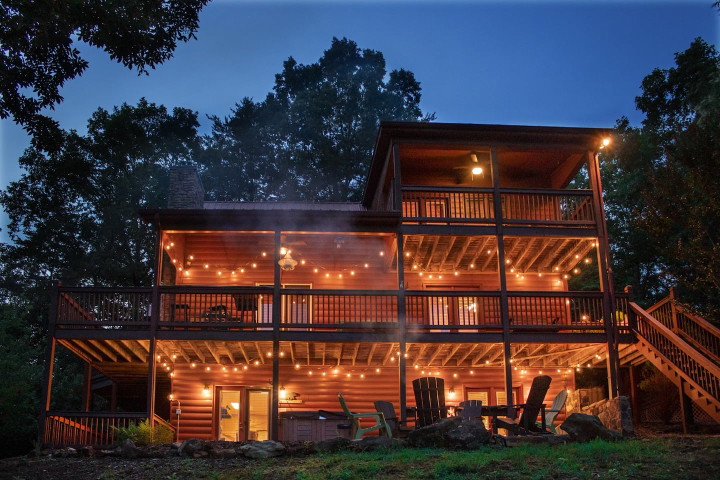 Hot Tub | Pool Table | Fire Pit | Views | Pets - Blue Ridge, GA