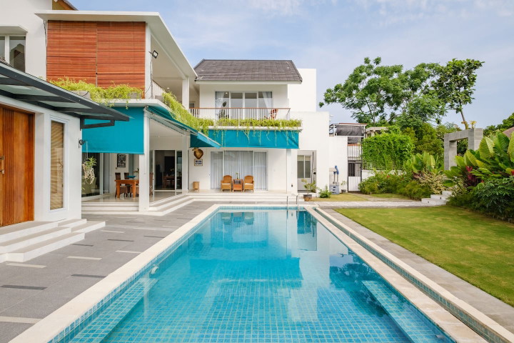 Family 5-beds Villa With Private Pool And Garden - Jimbaran
