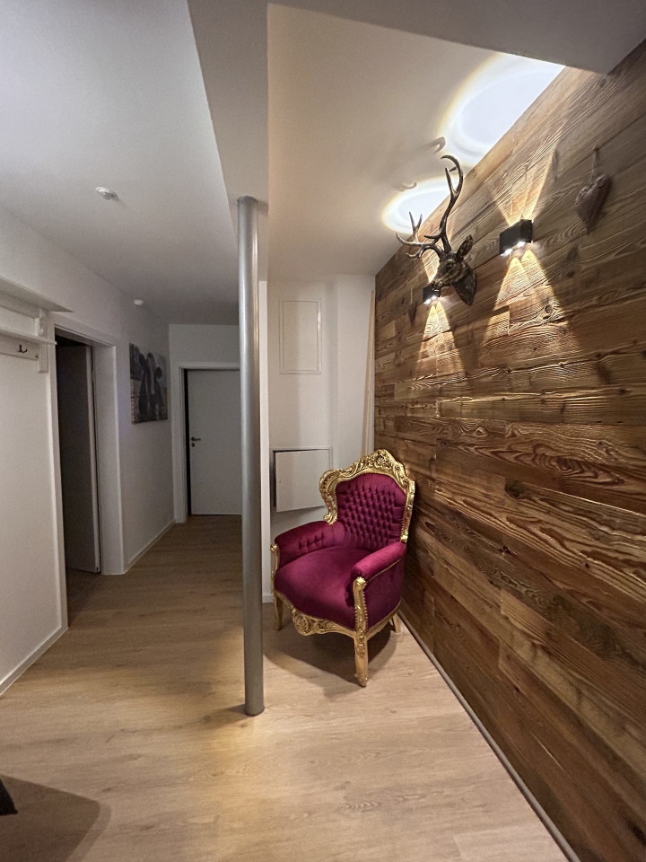 Newly Renovated 5-room Apartment In The Allgäu Style. - Stuttgart