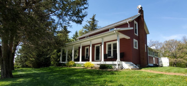 Red Hawk Ridge Retreat - Sleeps 10 - Urbana, OH