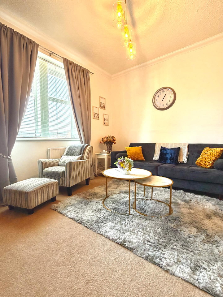 Lovely Central 1 Bedroom Apartment - Dumfries