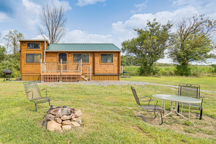 5 Mi To Susquehanna Boating! Secluded Log Cabin - Northumberland, PA