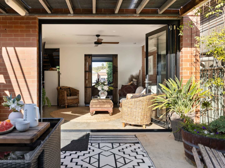 Boutique Barn 2 Bedrooms 1 Bathroom Sleeps 4 - Echuca