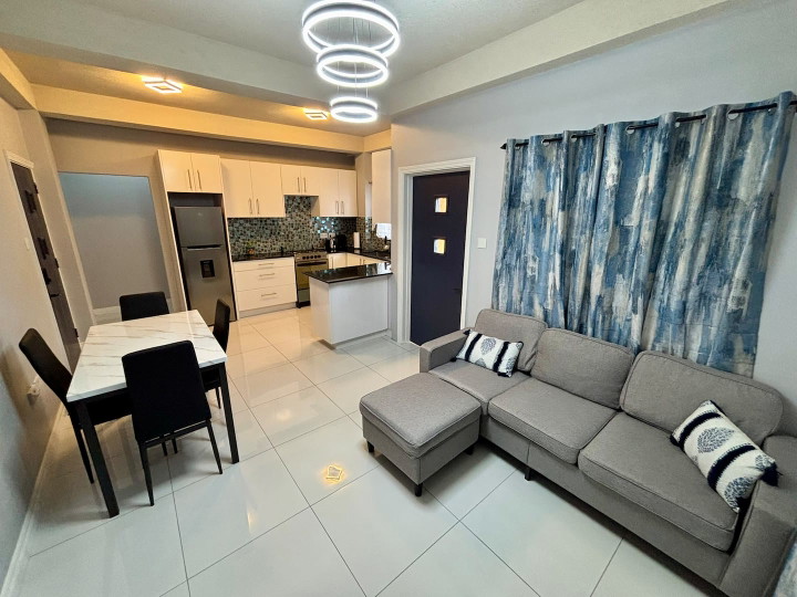 Modern Apt W/ Ac, Workspace & Parking - Granada