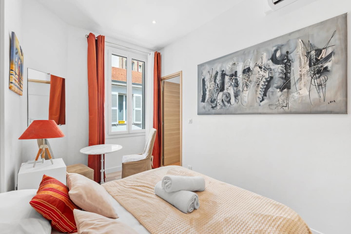Center Of Cannes 1 Bedrooms, 131 Rue D'antibes - Cannes