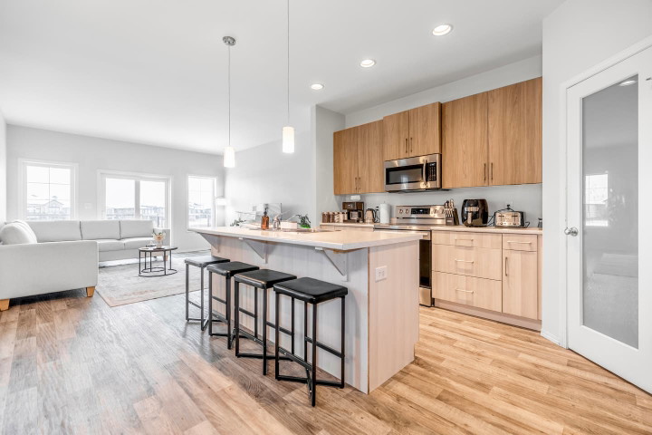 19 Min Downtown. 3br- King Bedfree Parking - Winnipeg