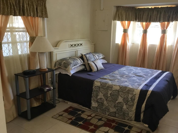 Newly Refurbished Studio Apartment A , St.lawrence - Barbados