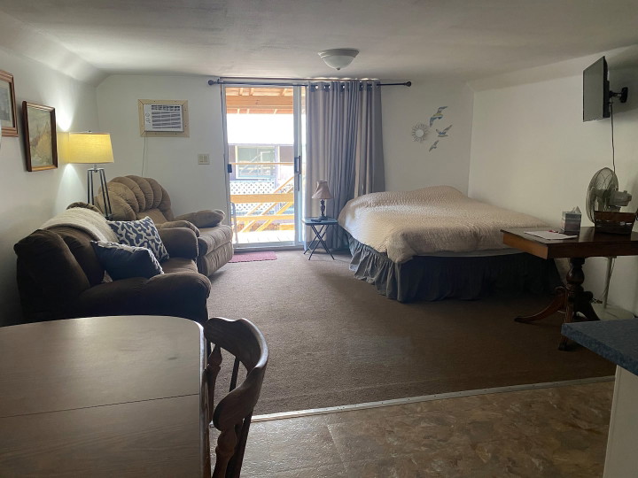 #4 Studio Apartment - Oswego, NY