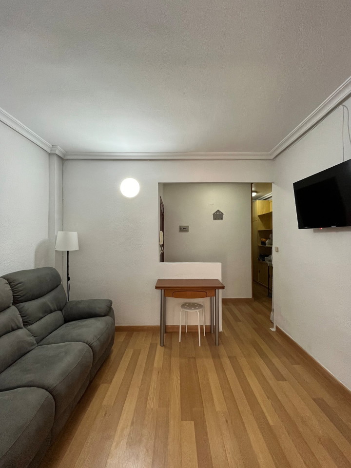 Piso En El Centro De Murcia. Aire Y Wi-fi Incluido - Murcia