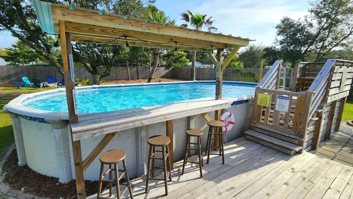 Dog-friendly 3br Near The Beach With Pool & Bikes - ナバー, FL