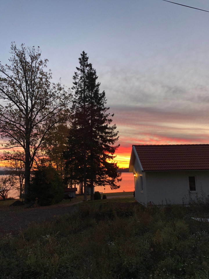 Vackert Hus Vid Vänerns Strand På Hammarö - Karlstad