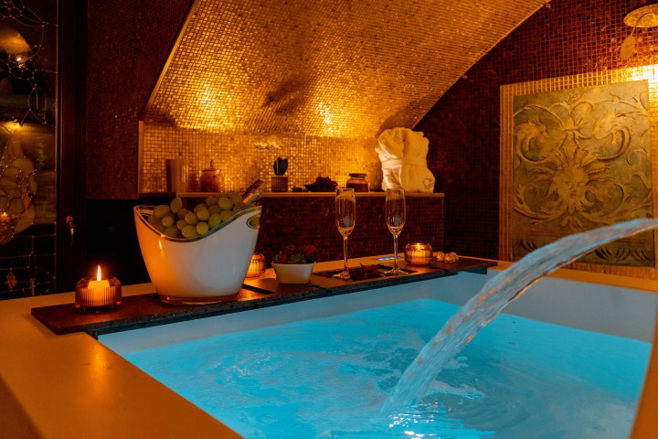 Wellness Suite W/private Spa For Romantic Weekend. - Verona