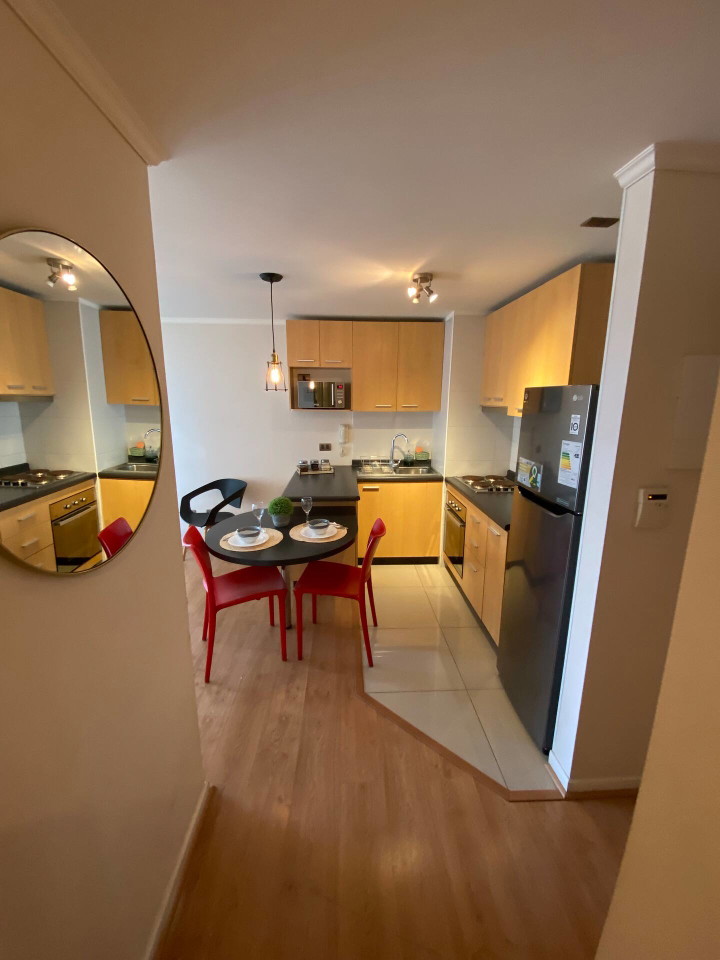 Bright Apartment, Near Airport, Mall, Cloverleaf - Chile