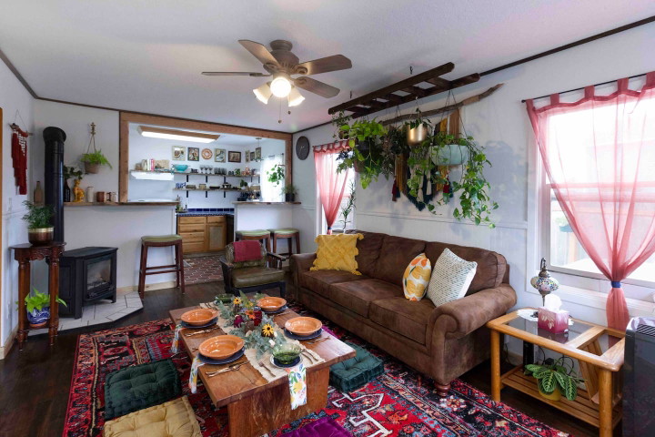 Boho Bungalow W/hot Tub 4 Blocks From Dt Silverton - Silverton, OR