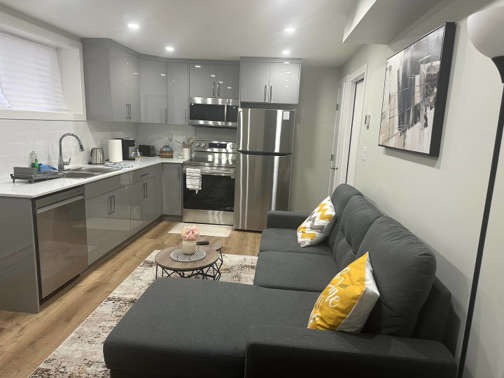 Brand New Evergreen Suite-bethel Place | Cozy Nest - Saskatoon