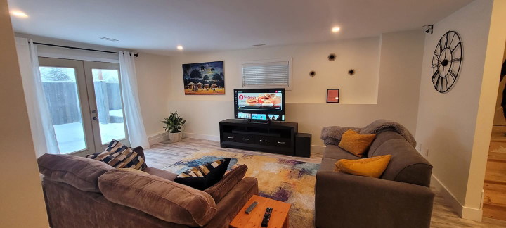 Cozy Home Away From Home - Kingston