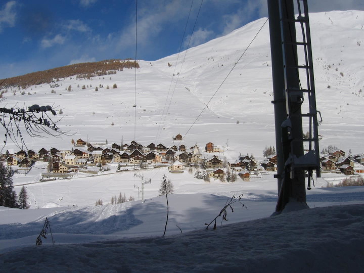 Gite Pour 12 Personnes: Peyre Belle - Molines-en-Queyras