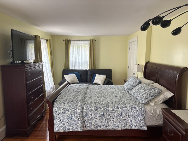Welcome To 1 Bedroom In Law Apartment! - Foxborough, MA