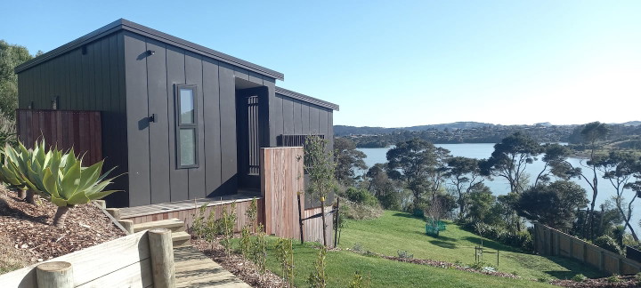 Harbour View Escape - Raglan