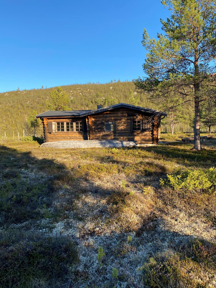 Sjarmerende Hytte Ved Karasjoka - Inari