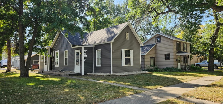 The Bungalow At Garfield Park - Aberdeen, SD