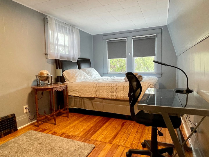3 Bdrm Niagara Falls Home A/c Hot Tub Parking - Niagara Falls