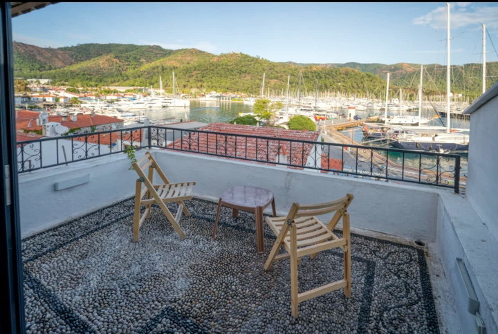 Historic House With A Sea View In The Marina - Marmaris