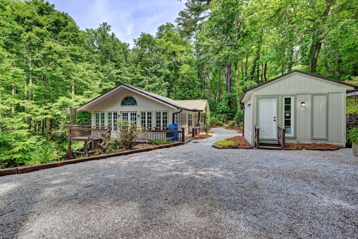 Highlands Getaway - Clear Creek - Highlands, NC