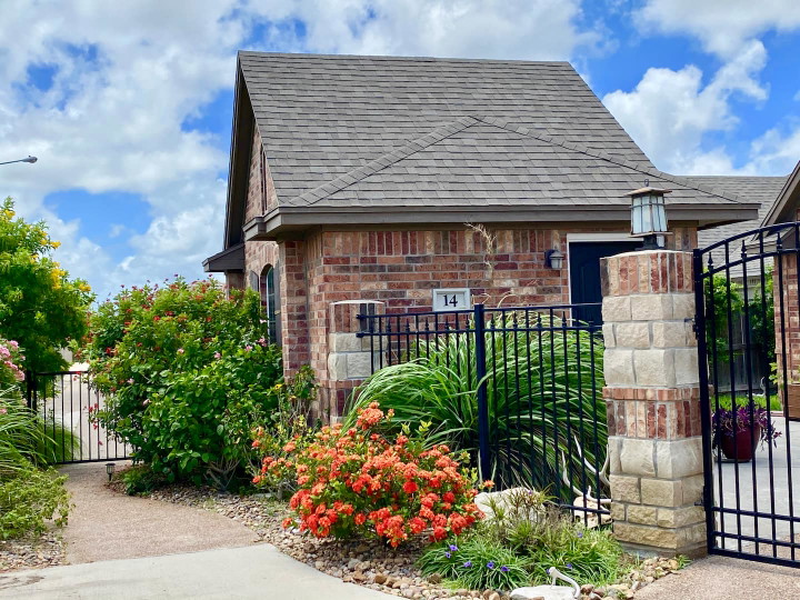 Cozy, Private Guesthouse In Beautiful Neighborhood - Corpus Christi, TX