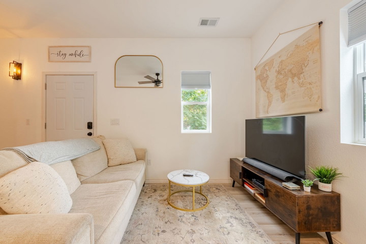 Bright And Comfortable Suite - Loveland, CO