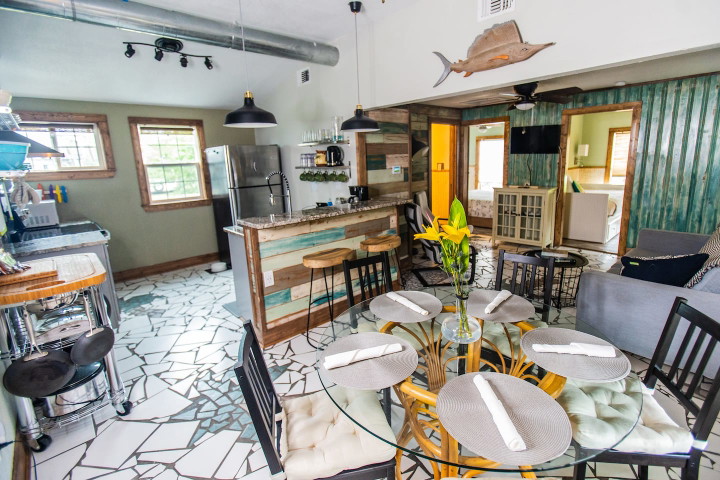 Beach Cabin - The Bali Str# 270522 - Port Aransas, TX