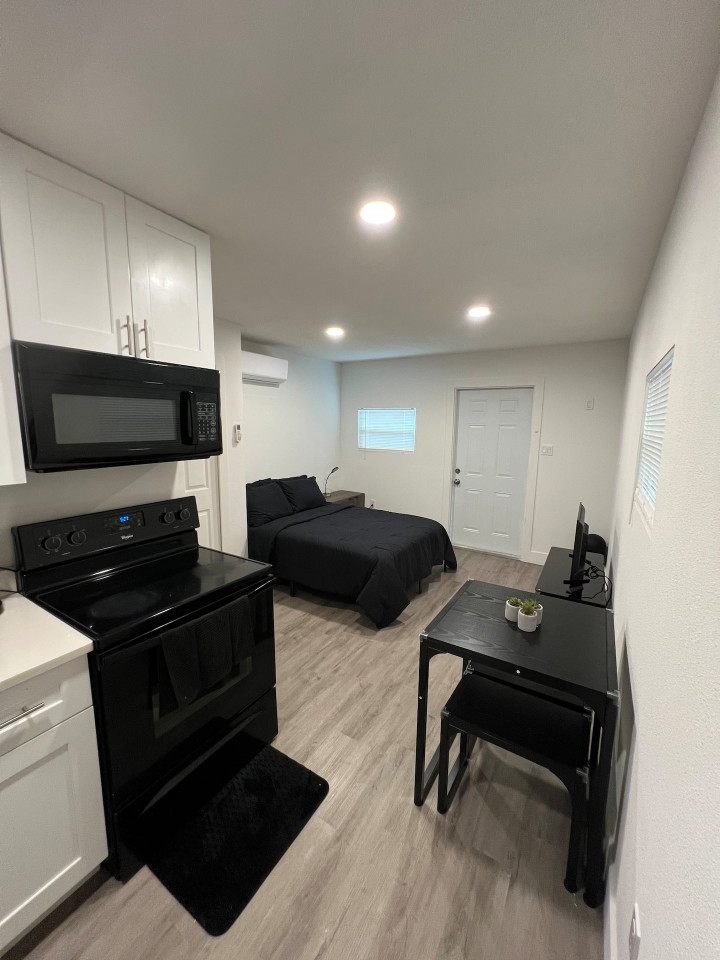 Modern Private Studio/self Check-in/near Legoland - Lake Wales, FL