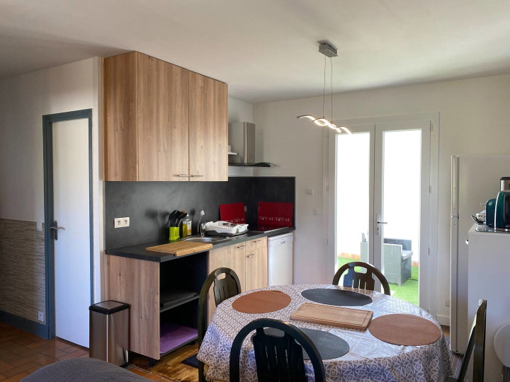 Appartement T2, Terrasse Rénové 12min Des Plages - Lorient
