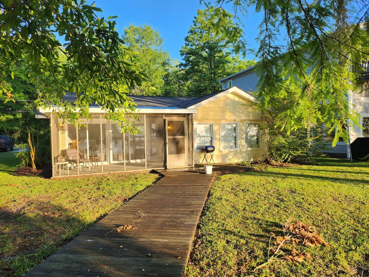 Pappy's Pool Lake - Lake Waccamaw, NC