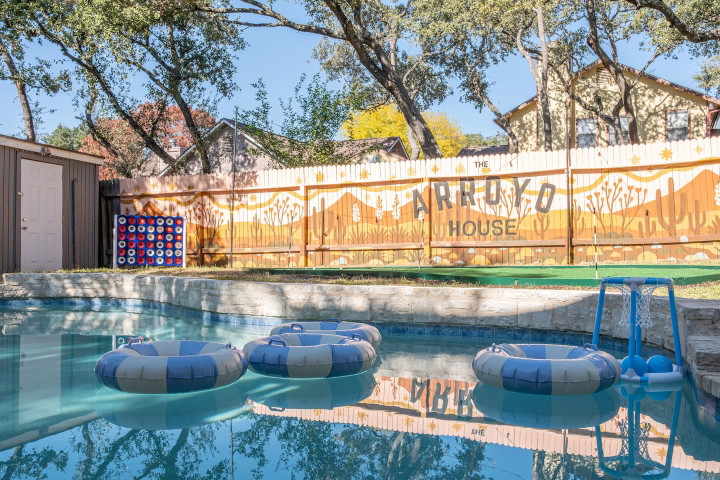Luxury Oasis - Pool/sauna/ht - 15m To Theme Parks - San Antonio, TX